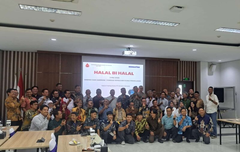Halal Bihalal API-IWS, Komatsu Indonesia Hadirkan Robotic Welding ...